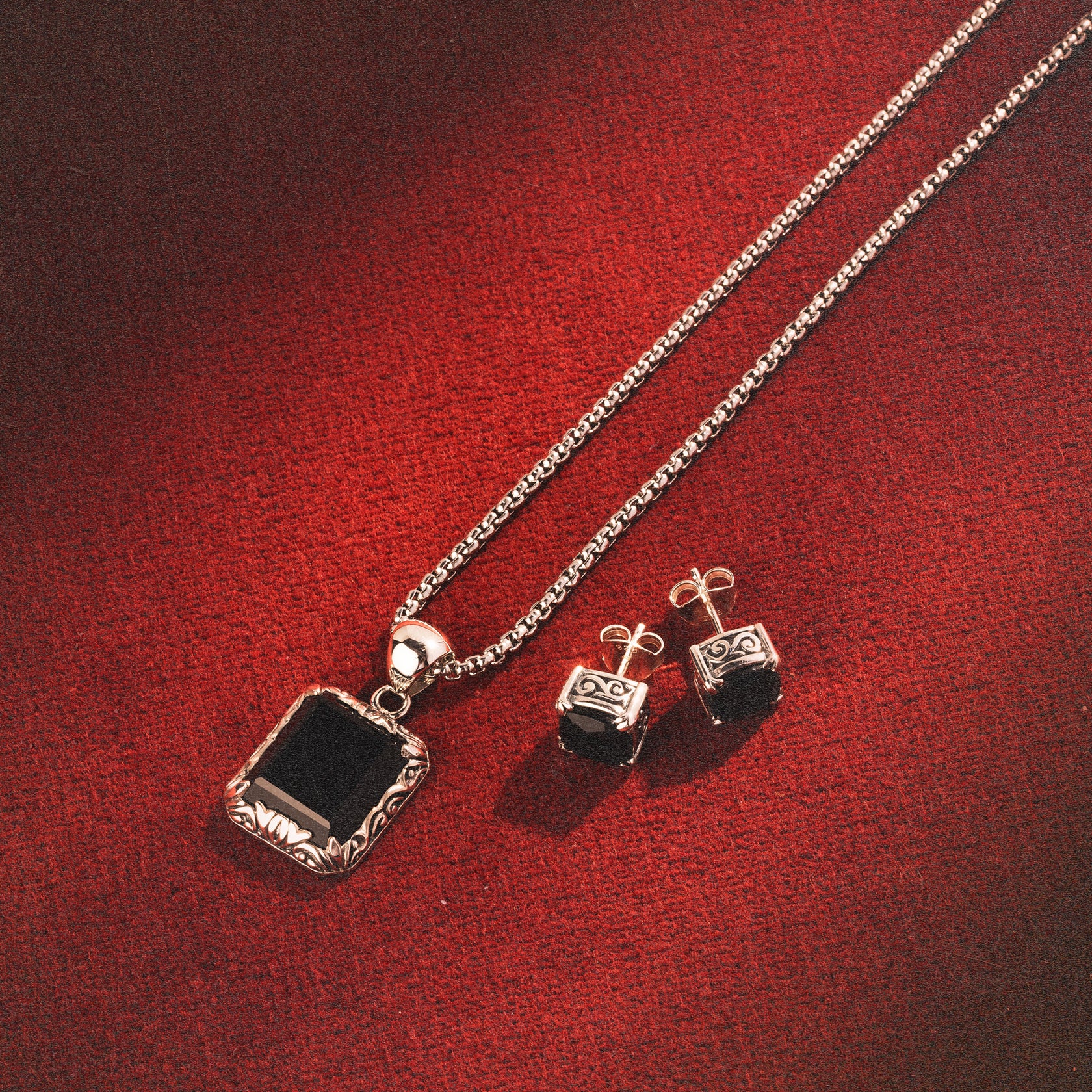 "Rebirth" Sterling Silver Men's Necklace – Clocks and Colours