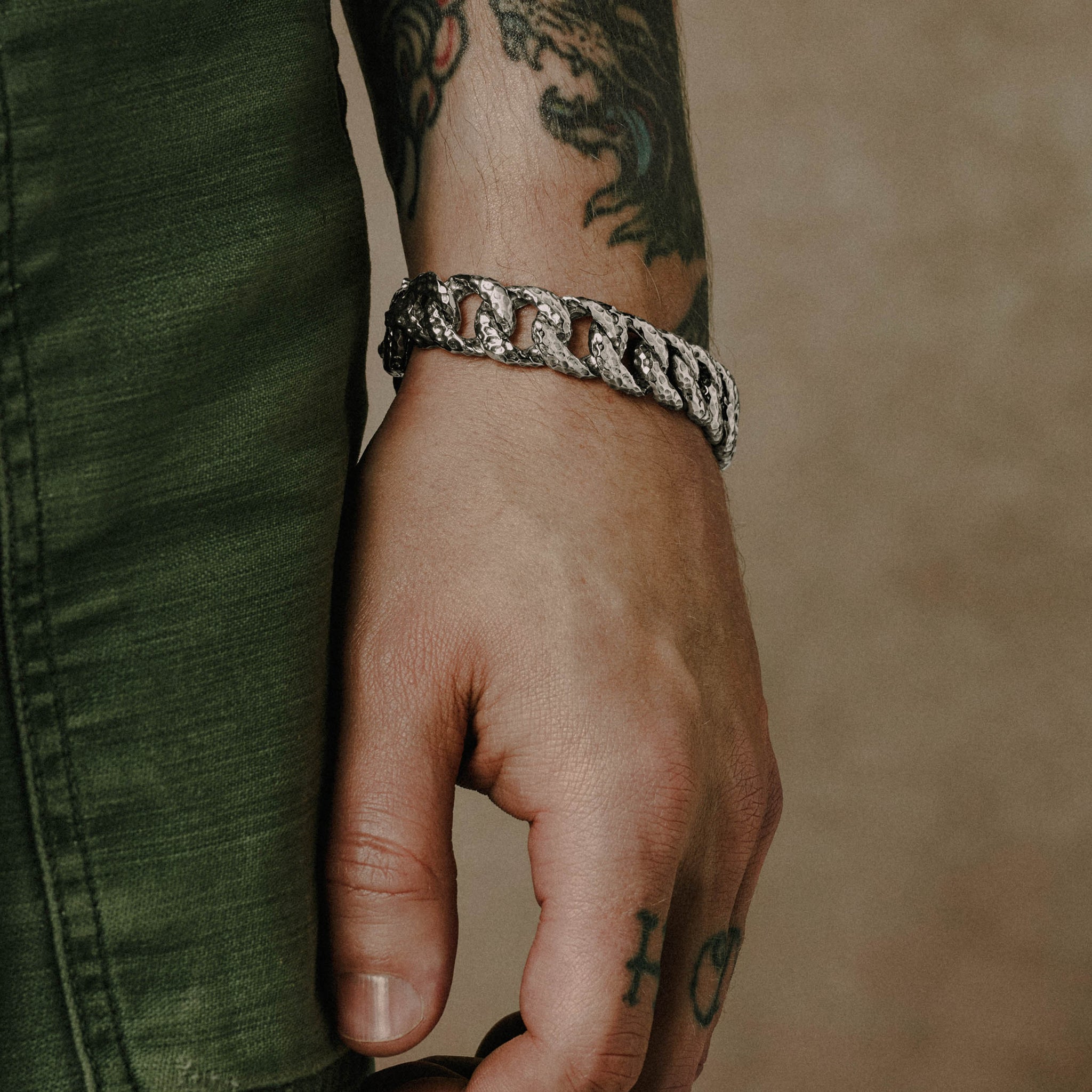 "Shakel" Handcrafted Sterling Silver Men's Bracelet – Clocks and Colours